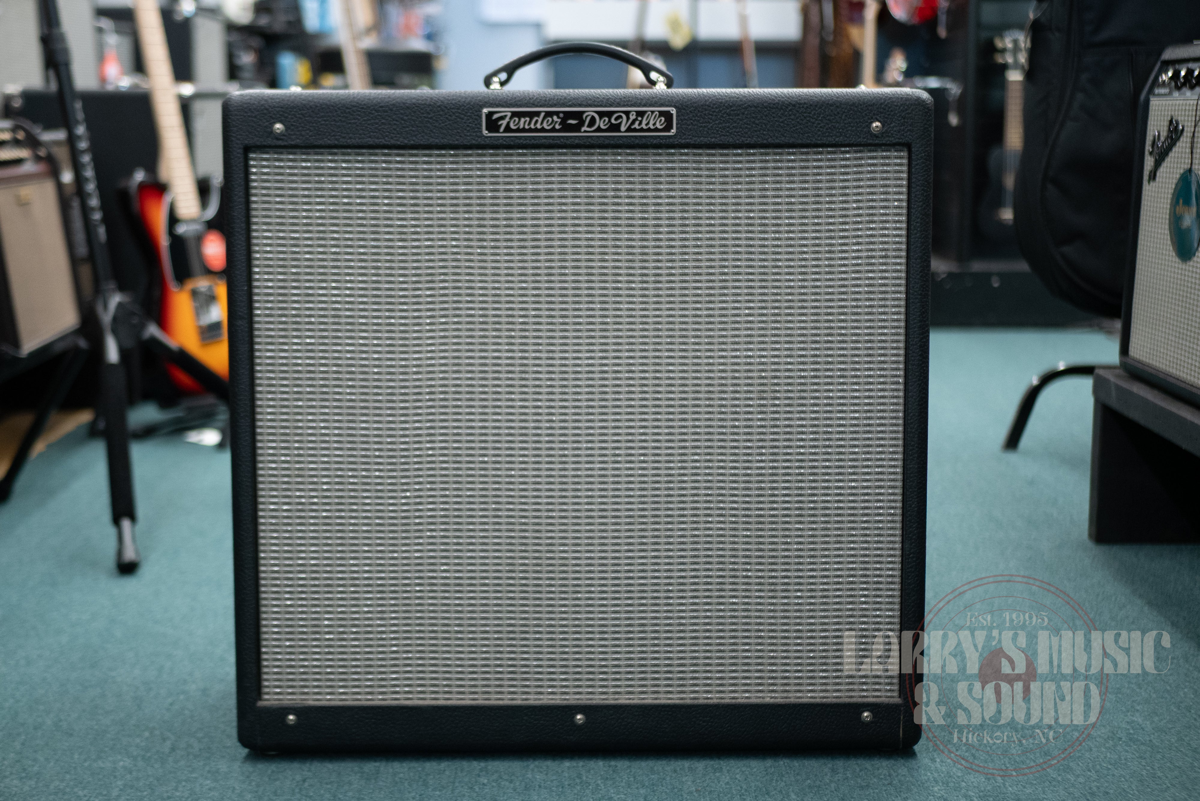 Fender Hot Rod Deville 4x10 - USED – Larry's Music & Sound